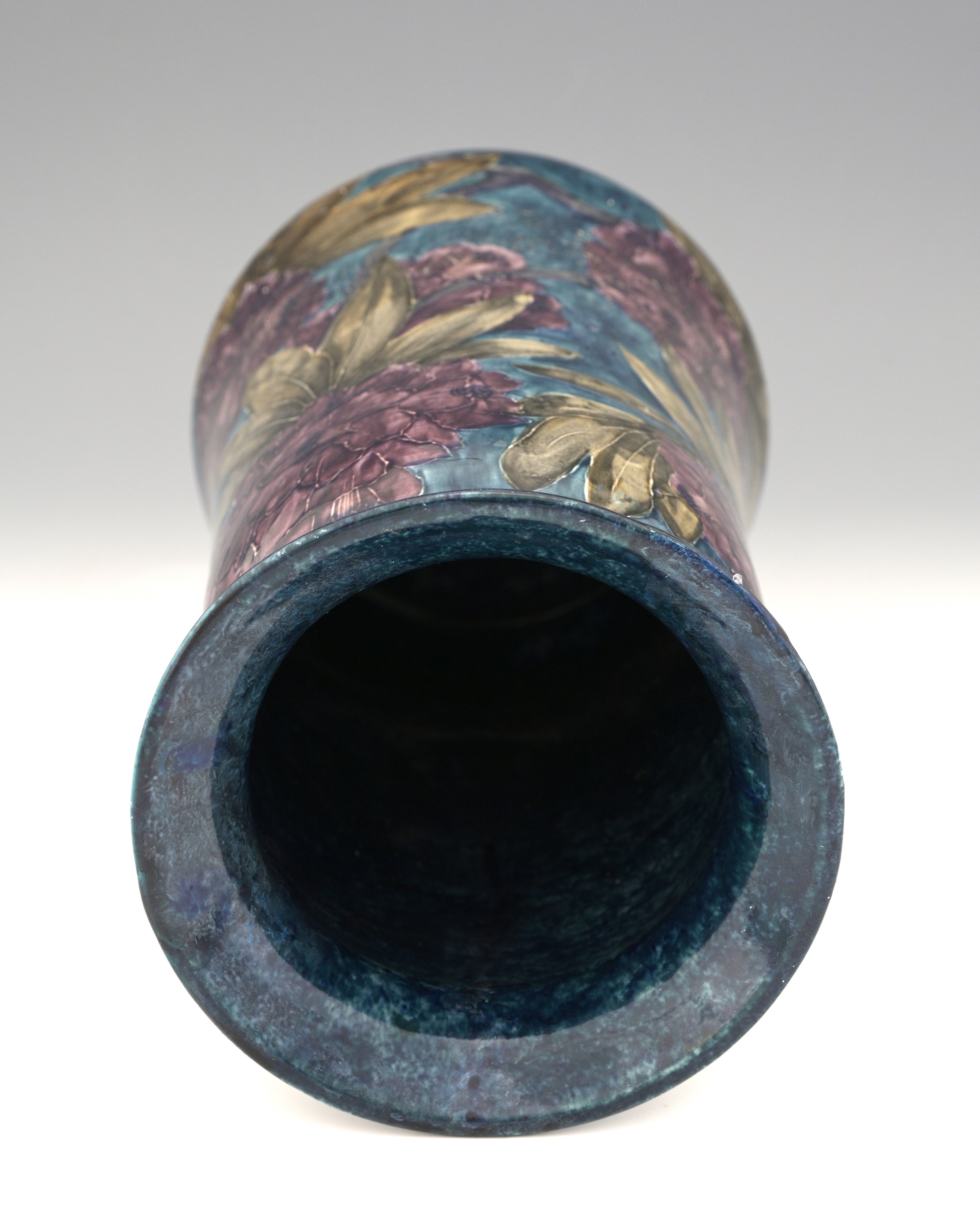 George Cartlidge | Morrisware vase | MutualArt