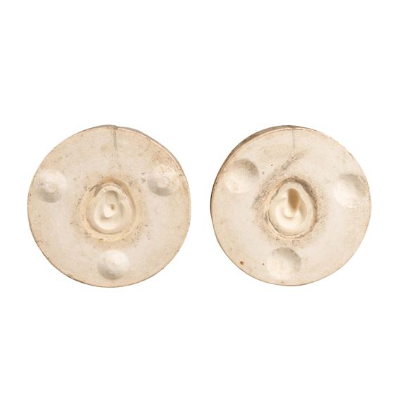 Rie Lucie | Two piece button mould (1940s) | Compare similar artworks ...