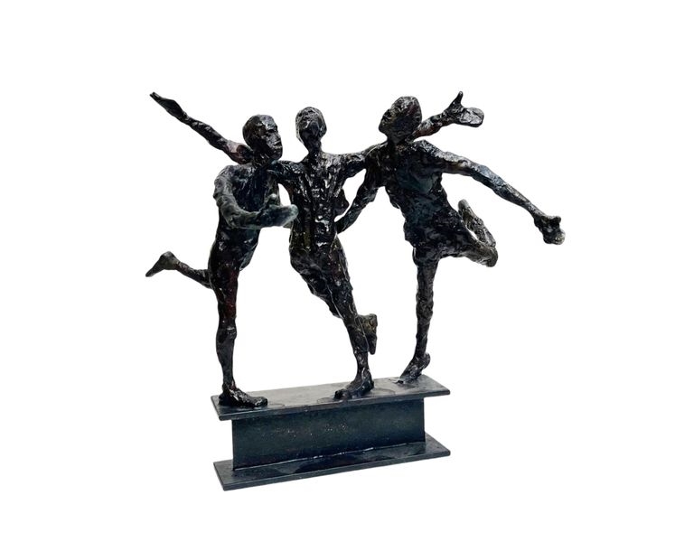 Roseline Granet | COURSE À TROIS | MutualArt