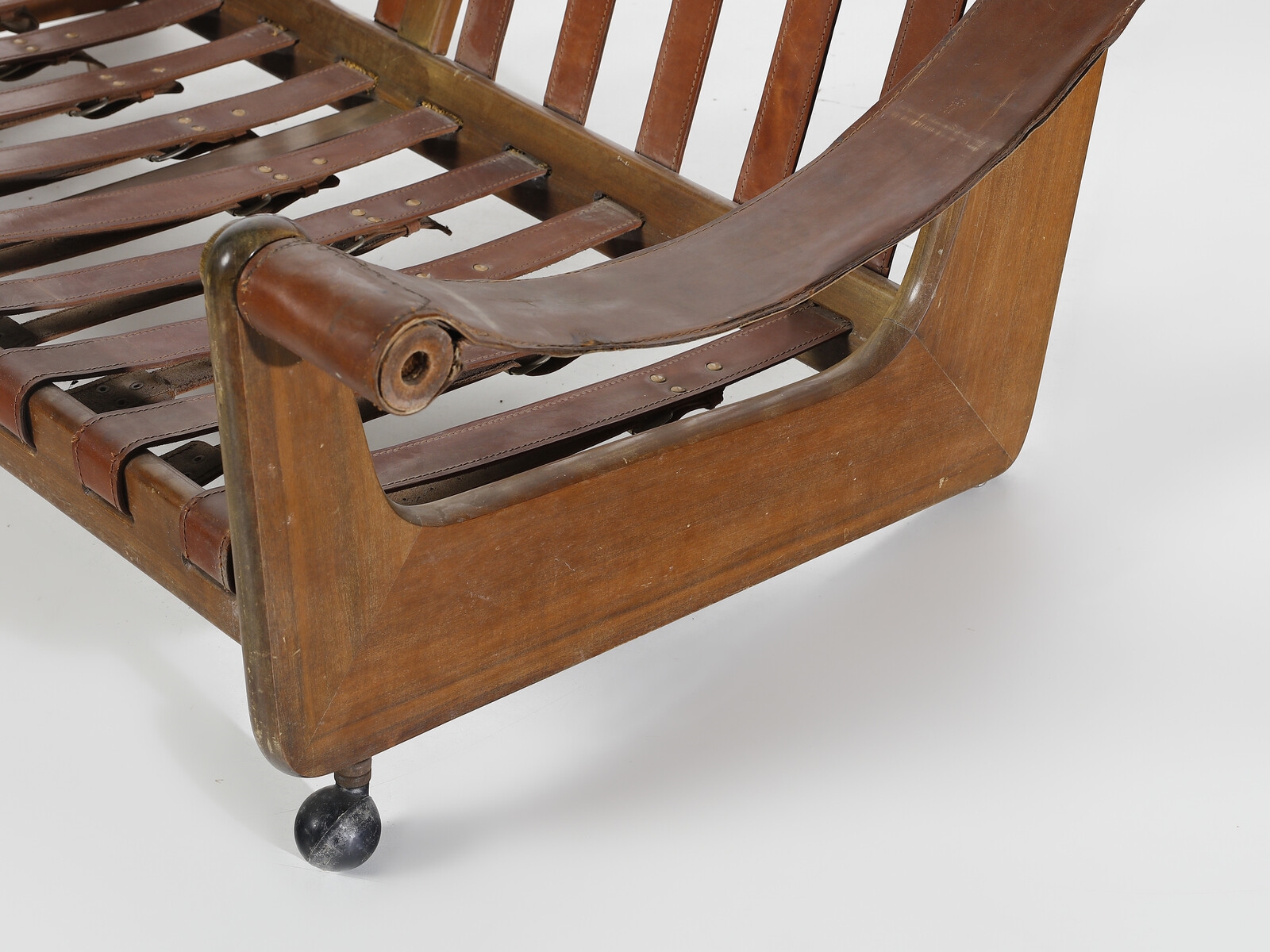 Alberto Salvati | Sofa for Ambrogi (1965) | MutualArt