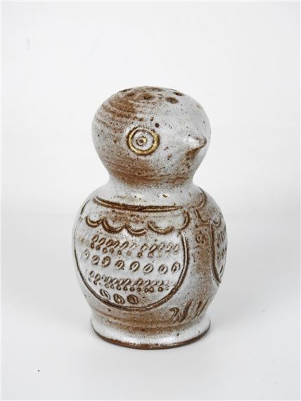 Pierlot Norbert | Bird-shaped salt cellar in wiped enameled stoneware ...
