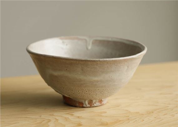 Seimei Tsuji | Karatsu tea bowl | MutualArt