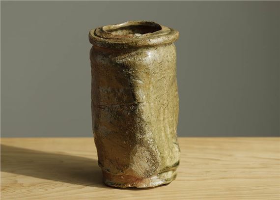 Sugimoto Sadamitsu | Shigaraki vase named | MutualArt