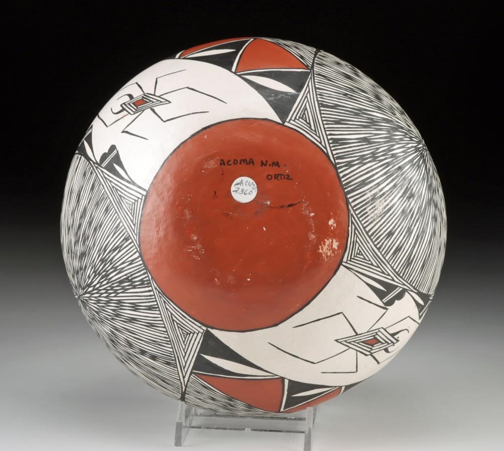 Ortiz | Acoma Pottery Bowl w/ Insect Motif | MutualArt