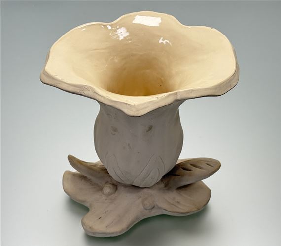 Constance Spry | Datura Flower vase (1930s) | MutualArt