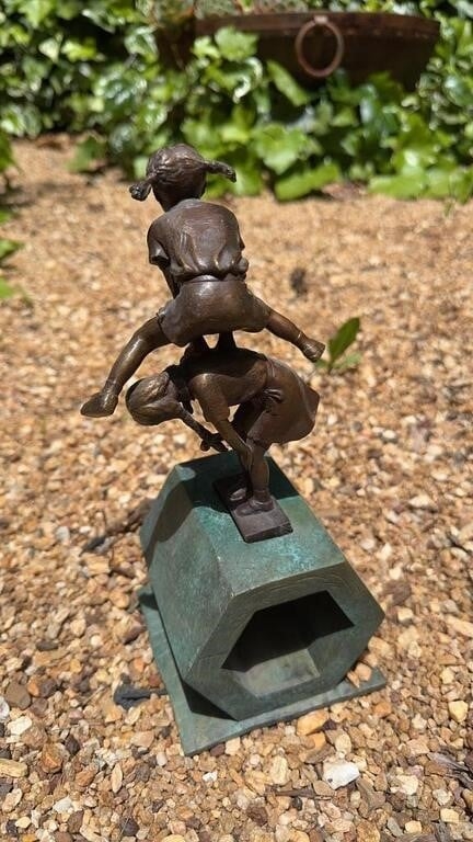 David Bromley | Leapfrog | MutualArt