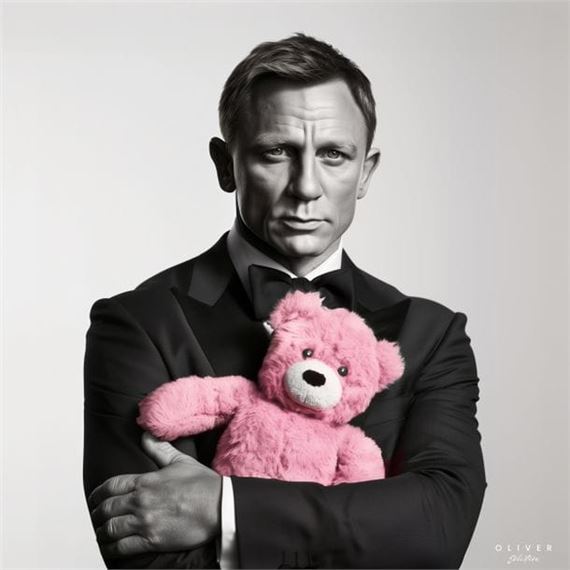 Sébastien Oliver | James Bond, Tendre | MutualArt