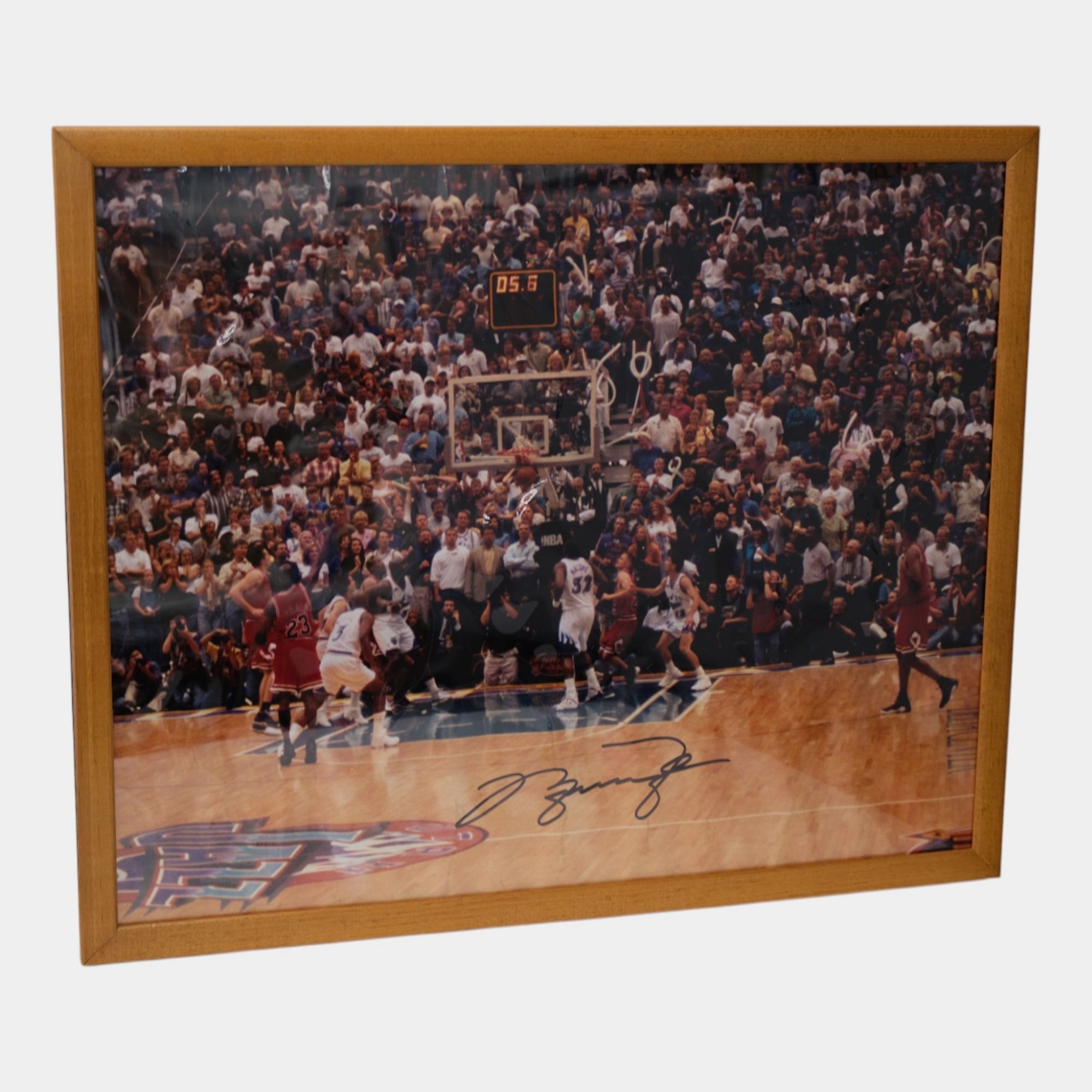 Michael Jordan | Chicago Bulls Michael Jordan Hand Signed Last Shot ...