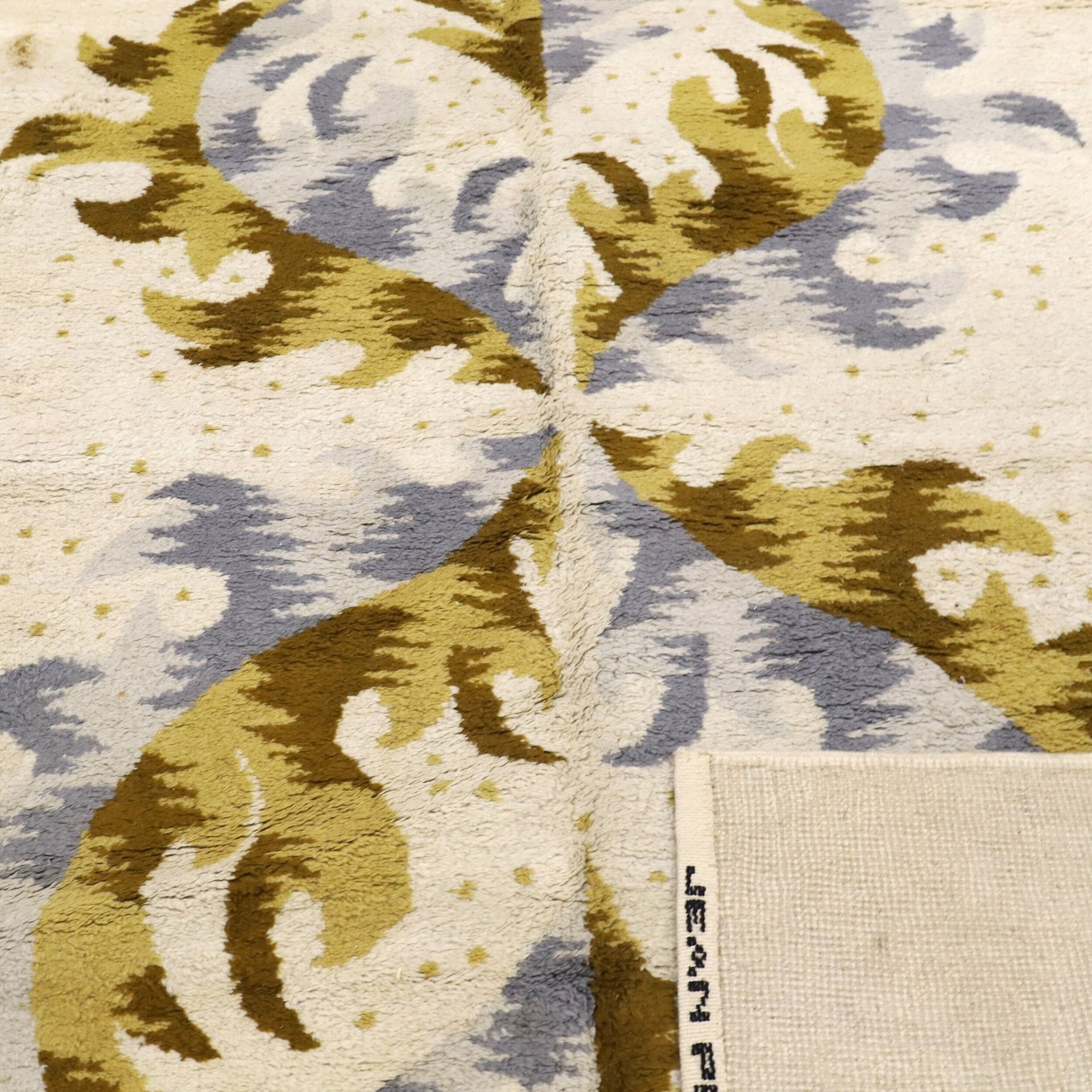 Jean Picart le Doux | Carpet with floral motifs in two colors | MutualArt