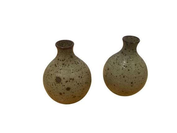 Jean Tessier | Suite of two stoneware piriform vases, pirites | MutualArt