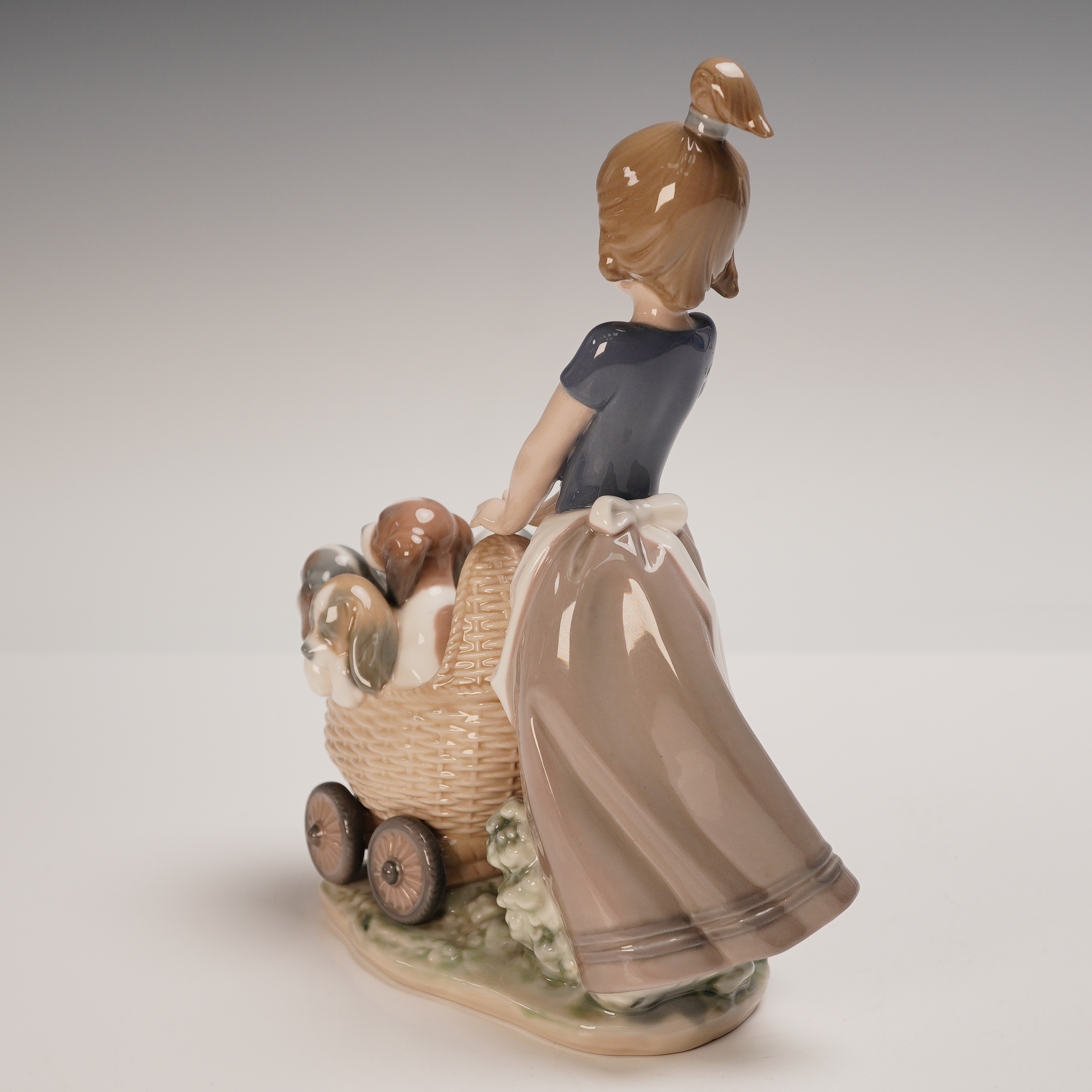 José Roig | Litter of Fun (1986 - 2000) | MutualArt