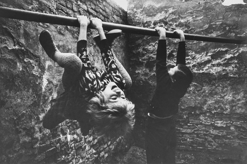 Paul Schutzer | Berlin (1961) | MutualArt