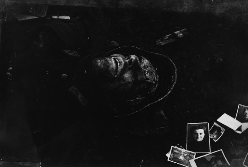 Vaccaro Tony | The Dead Nazi and his family back home, Hurtgen Forest ...