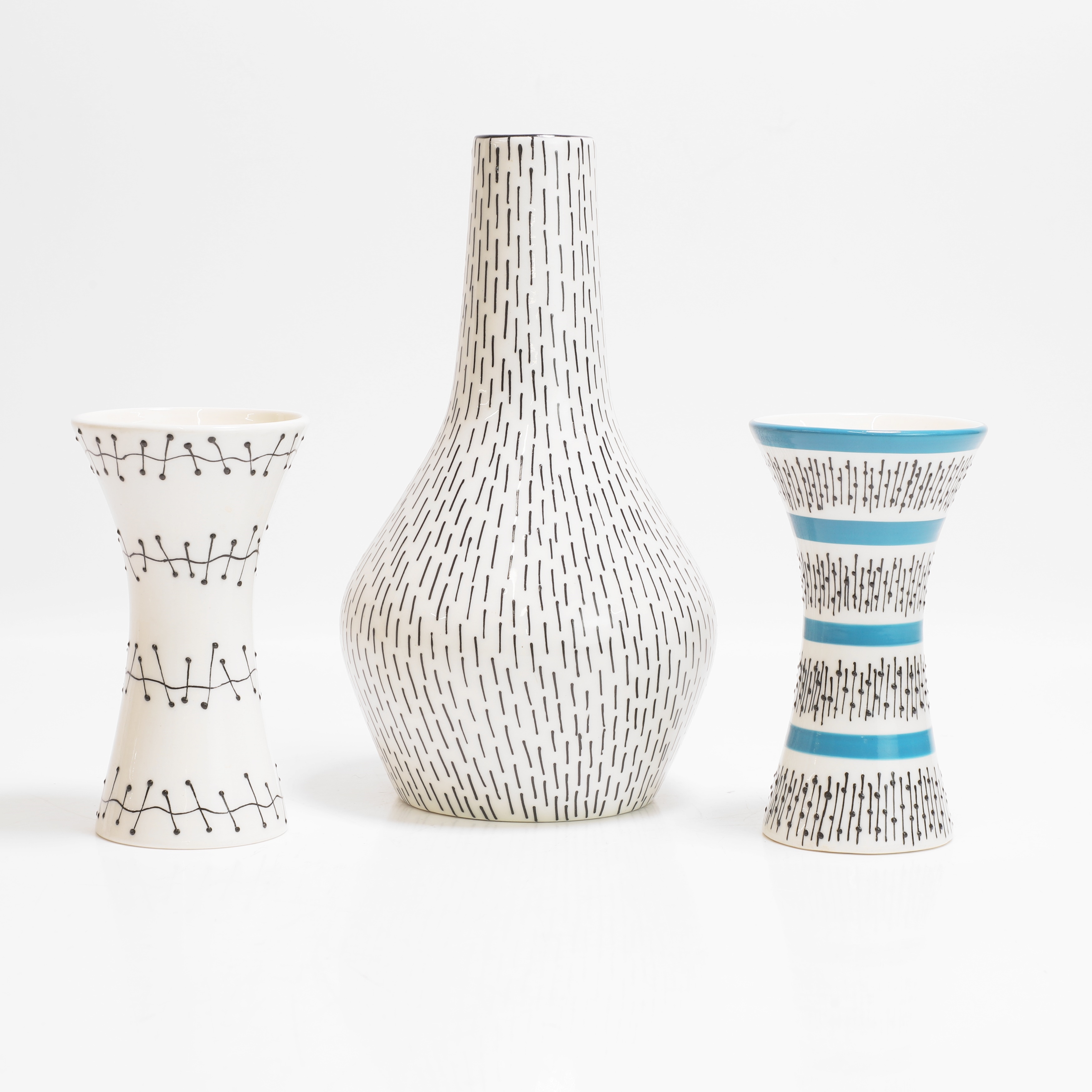 Jessie Tait | Three vases | MutualArt