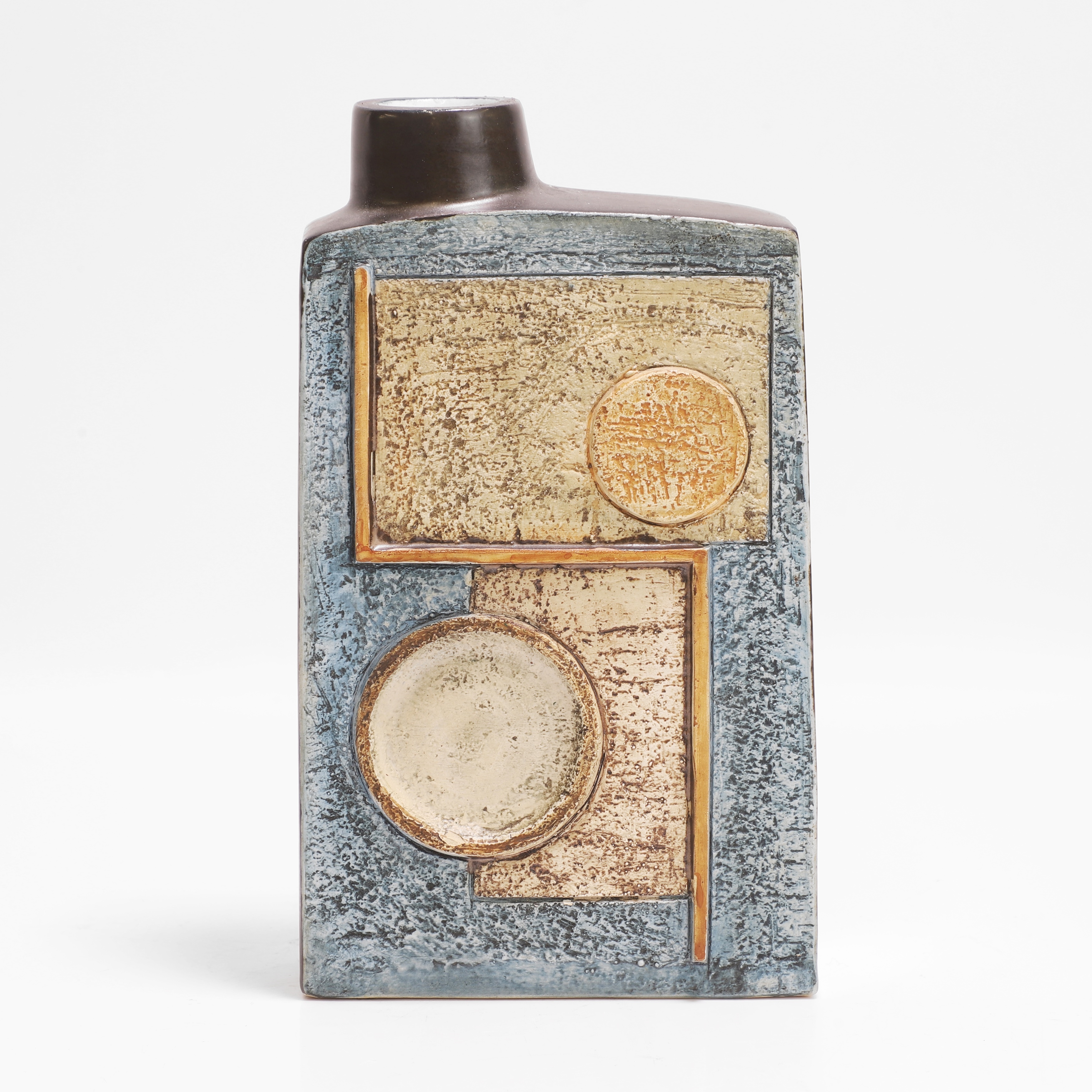 Ann Brandon Jones | A 'Chimney' vase (27) | MutualArt