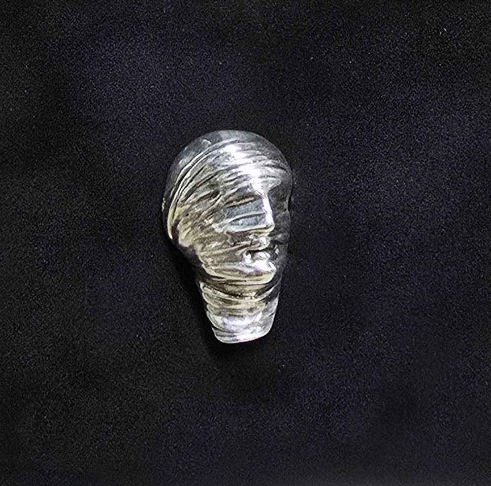 Igor Mitoraj | Pendant Testa Addormentata | MutualArt