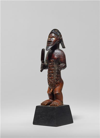 Congolese School | A fine Bembe figure | MutualArt