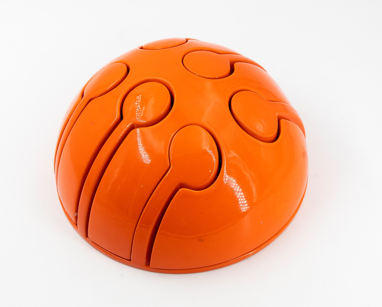 Pomodoro Arnaldo | La dualità e l'uno (1969) | Compare similar artworks | MutualArt