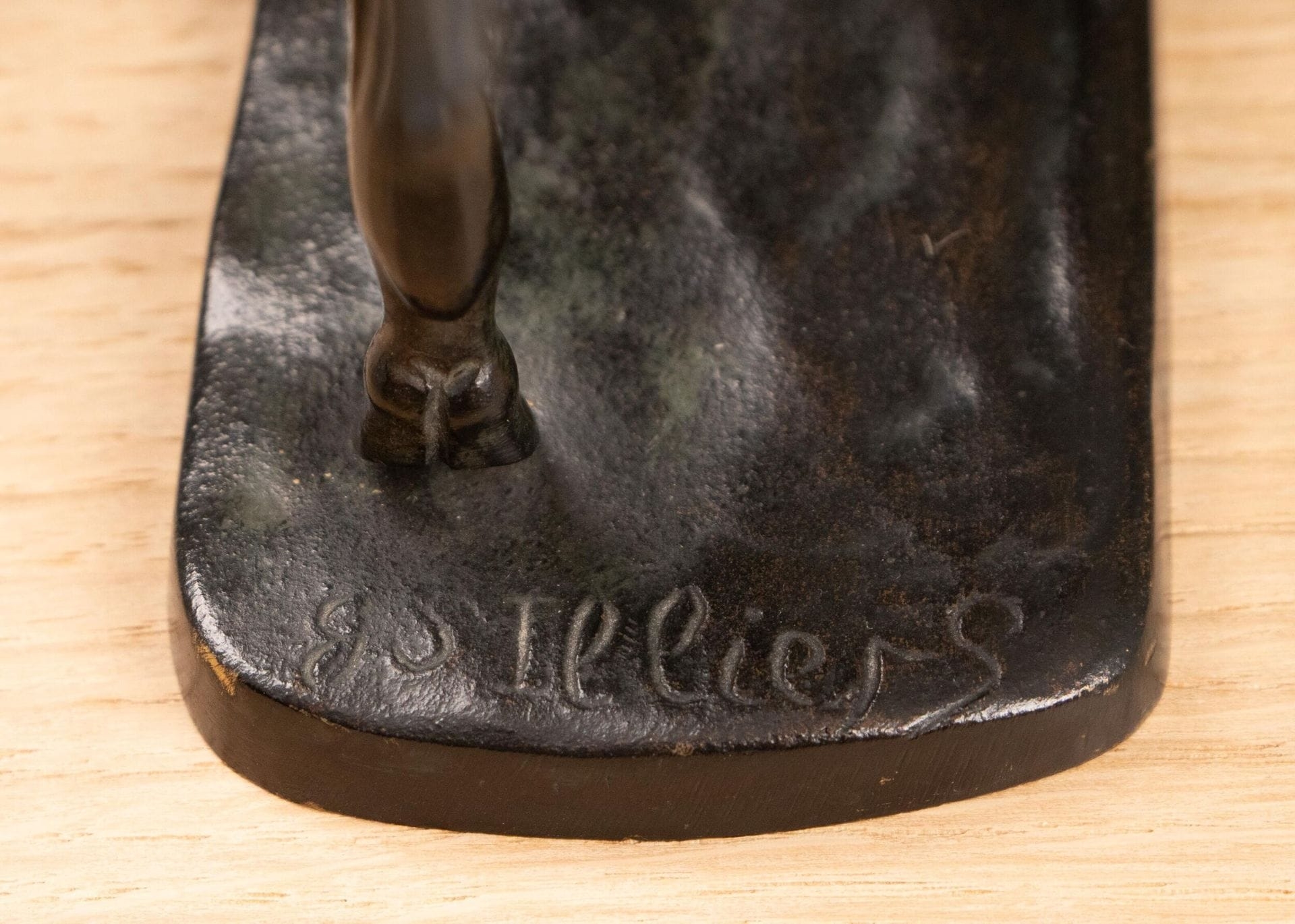 Gaston d'Illiers | Cheval au pas | MutualArt