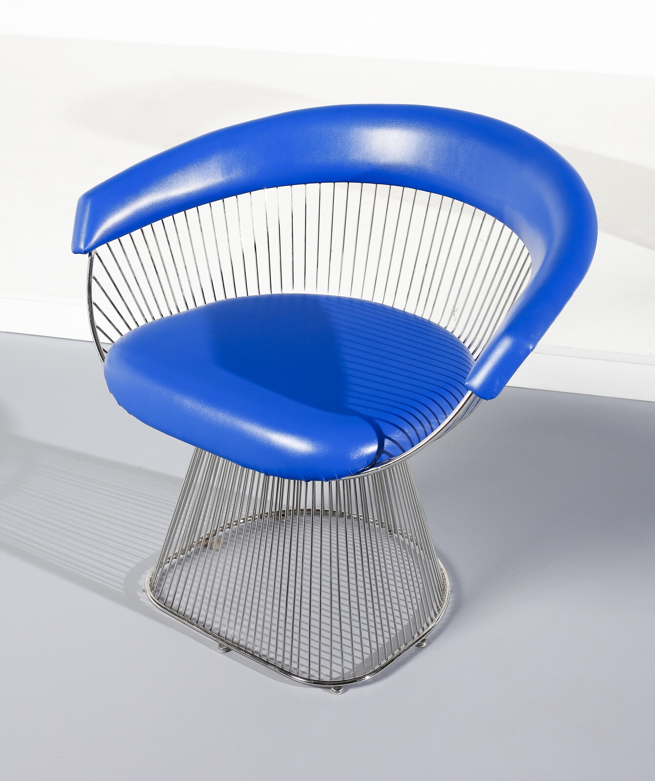 Warren Platner | Pair of armchairs (1990s) | MutualArt