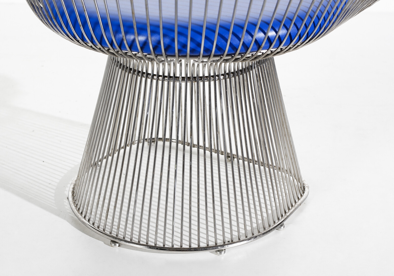 Warren Platner | Pair of armchairs (1990s) | MutualArt