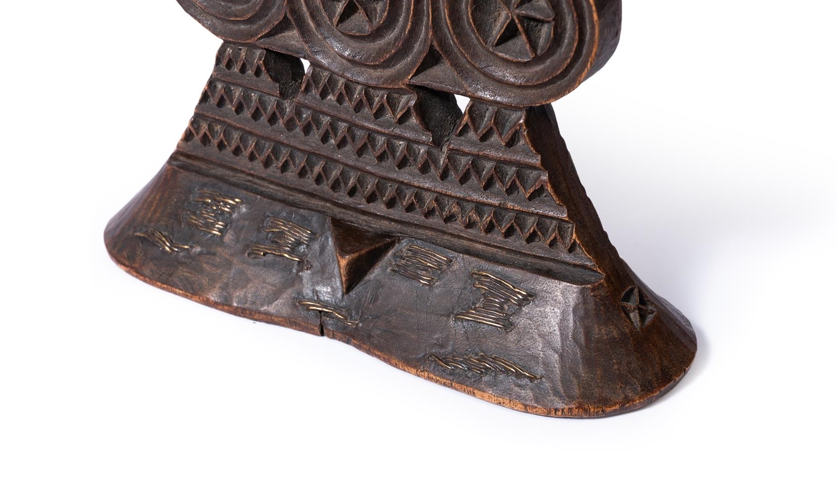 South African School, 20th Century | A SHONA NECK REST (Early 20th ...