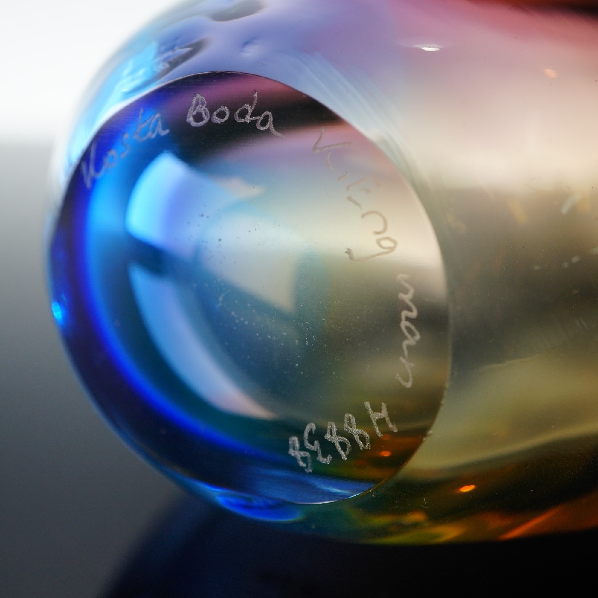 Kjell Engman | Kosta Boda by Kjell Engman Art Glass Vase, Fidji | MutualArt