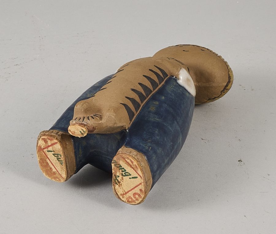 Lisa Larson | Pelle (1964 - 1980) | MutualArt