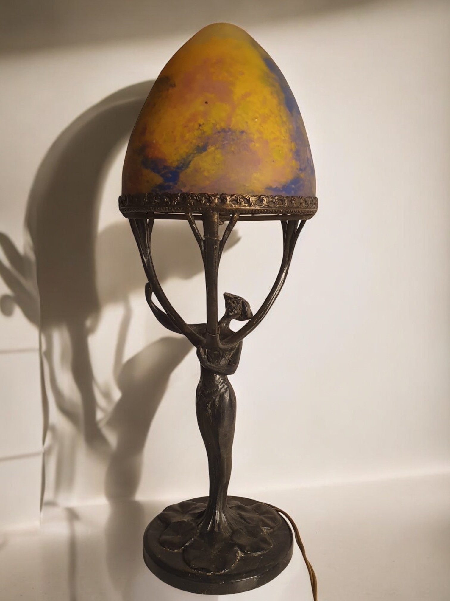 Gustav Gurschner | Lámpara Art Nouveau | MutualArt