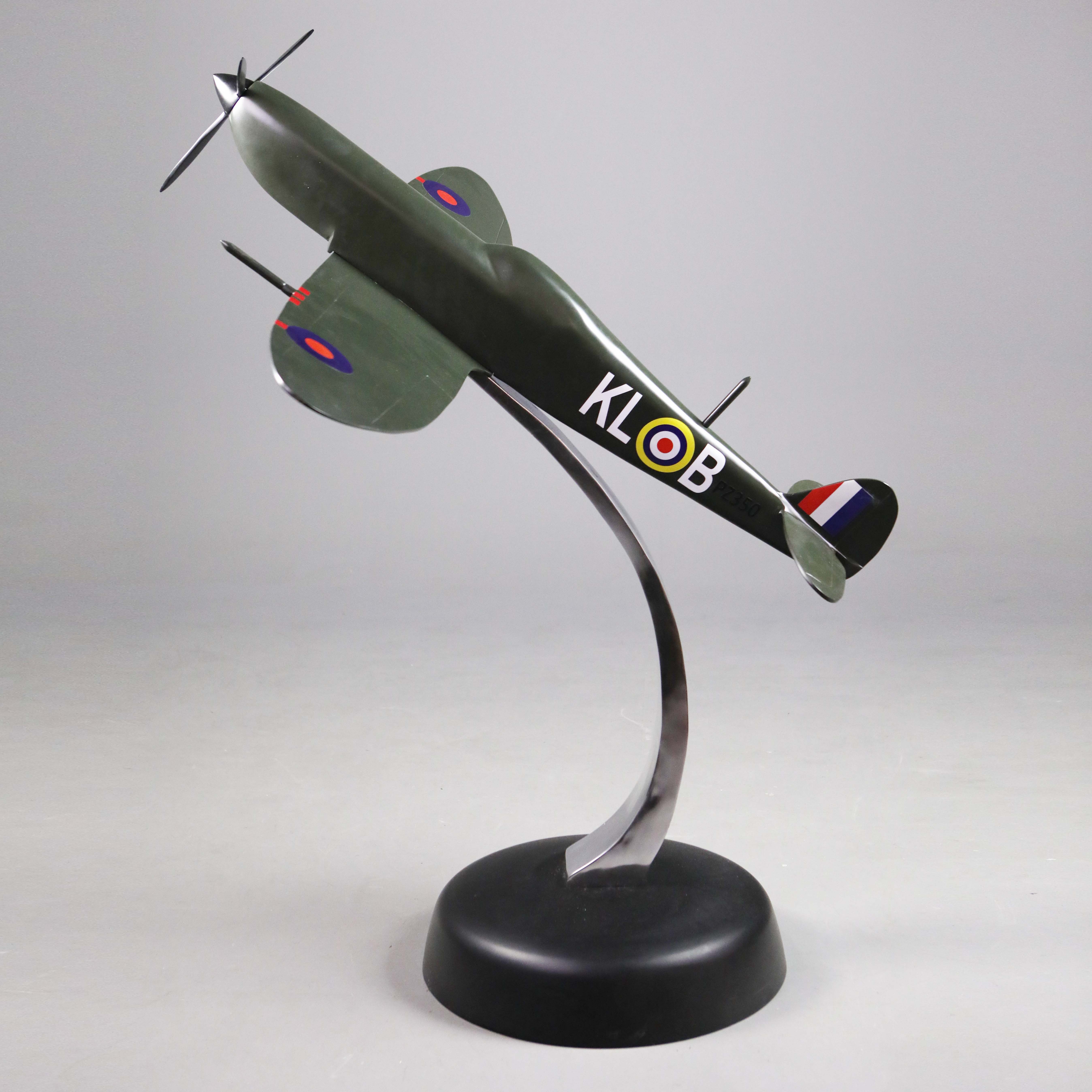 Contemporary School | SCULPTURAL SPITFIRE | MutualArt