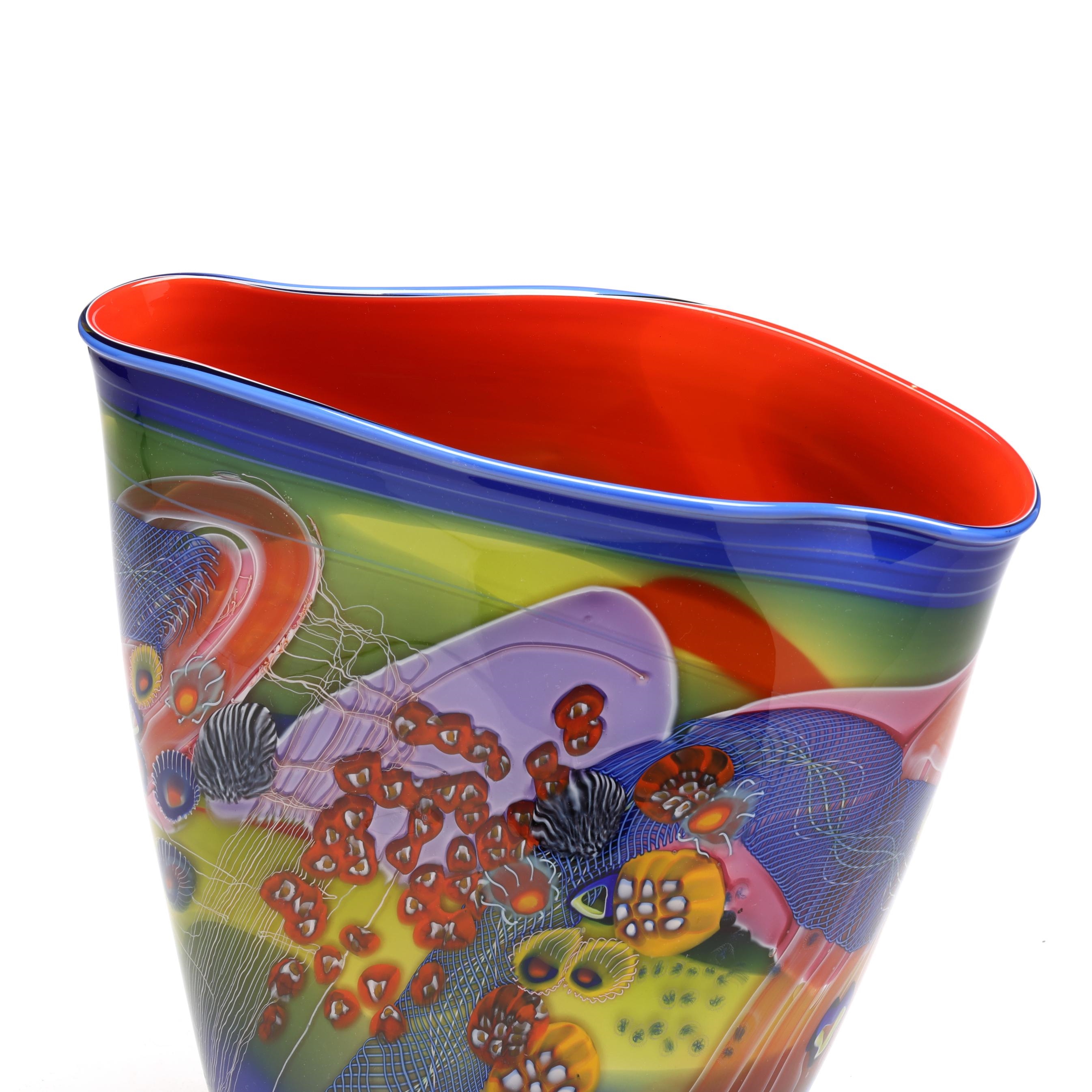 Wes Hunting | Art Glass Vessel | MutualArt