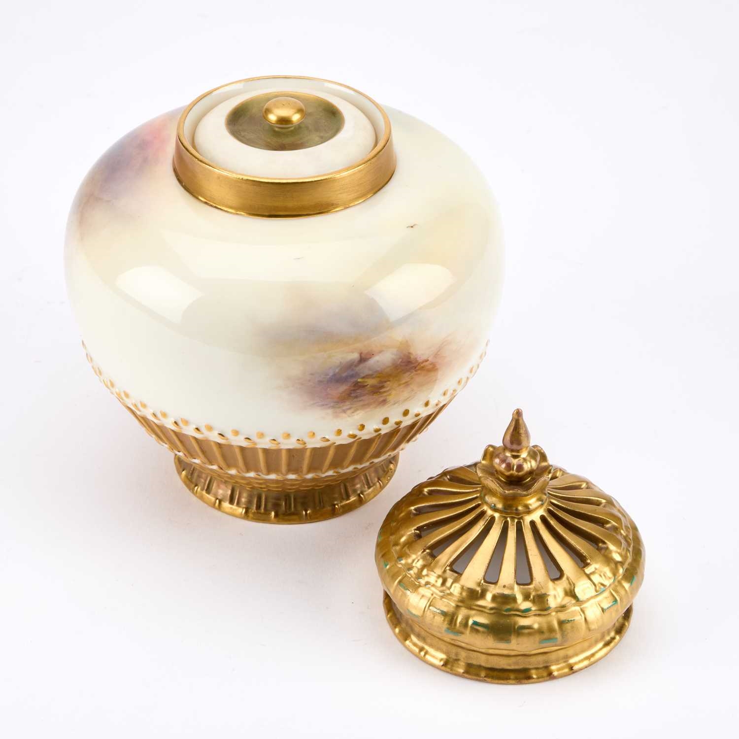 Harry Stinton | A ROYAL WORCESTER POT POURRI VASE AND COVER | MutualArt