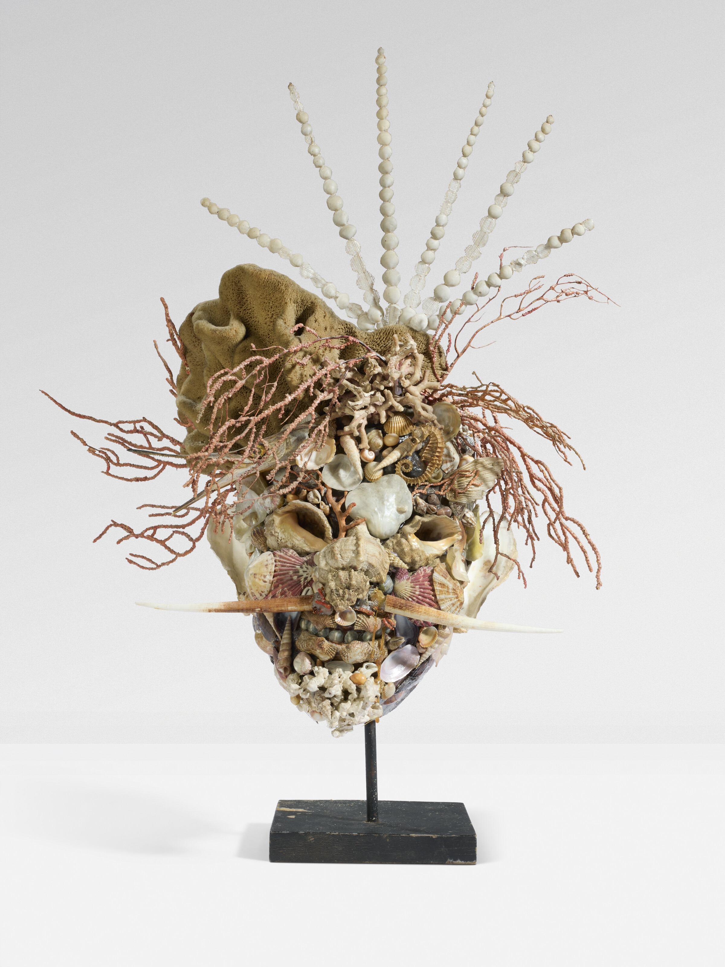 Janine Janet | Masque, vers 1960 | MutualArt