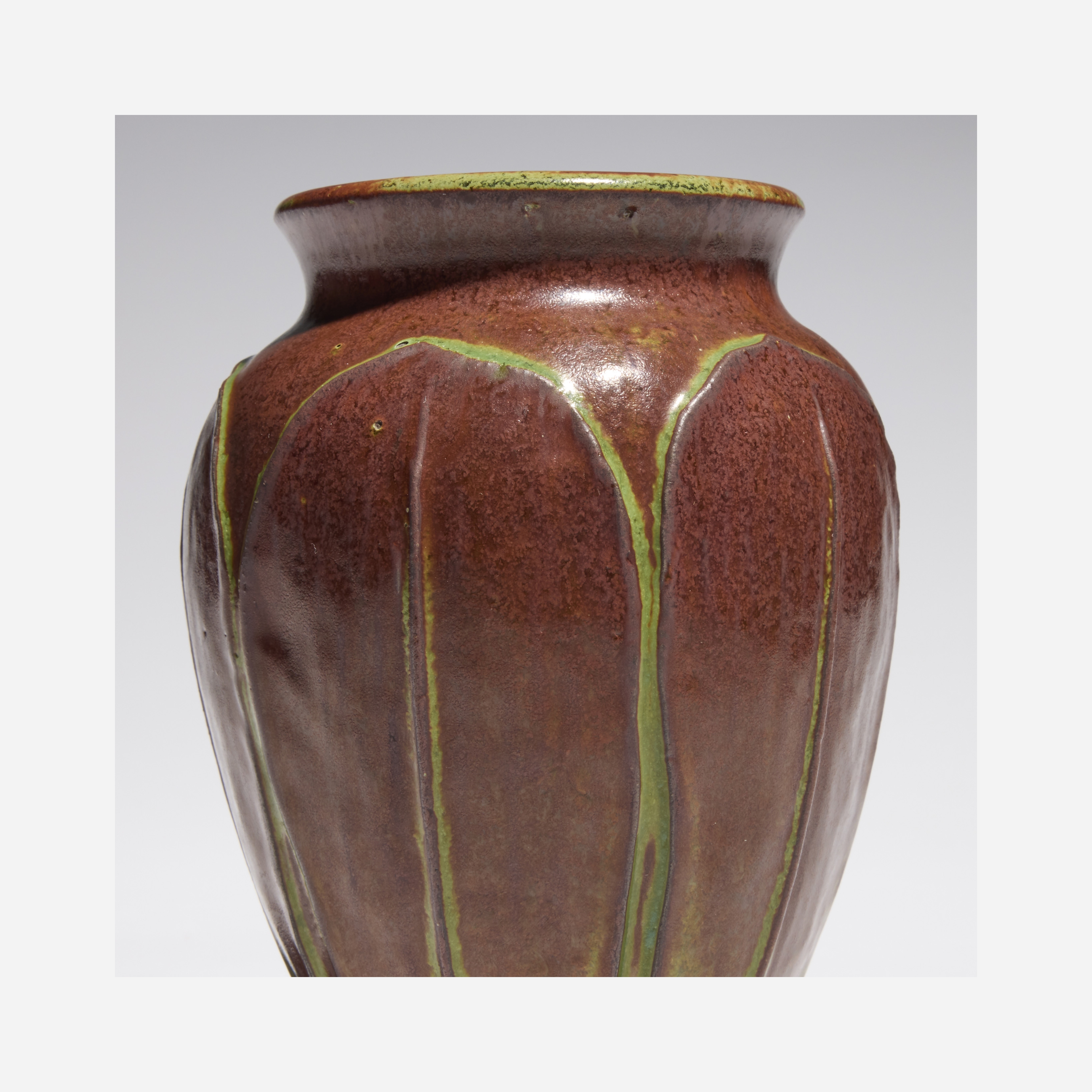 William J. Walley | Vase with leaves (1898 - 1919) | MutualArt