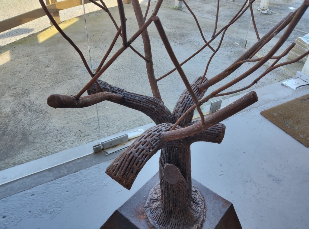Sorin Labau | Iron Tree Sculpture - Escultura Árvore de Ferro | MutualArt