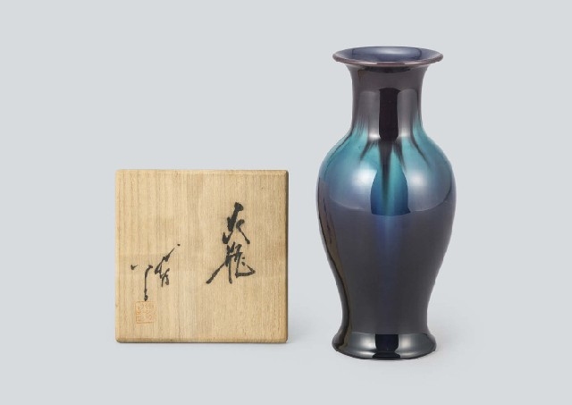 Tokuda Yasokichi III | Vase | MutualArt