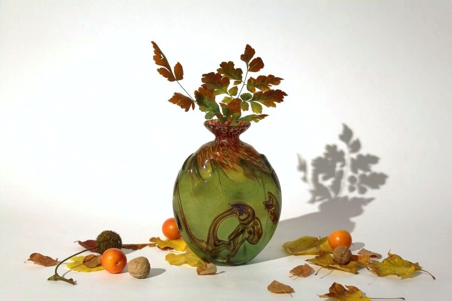 Patrick Le Page | Multi-layered glass vase with red and green ...
