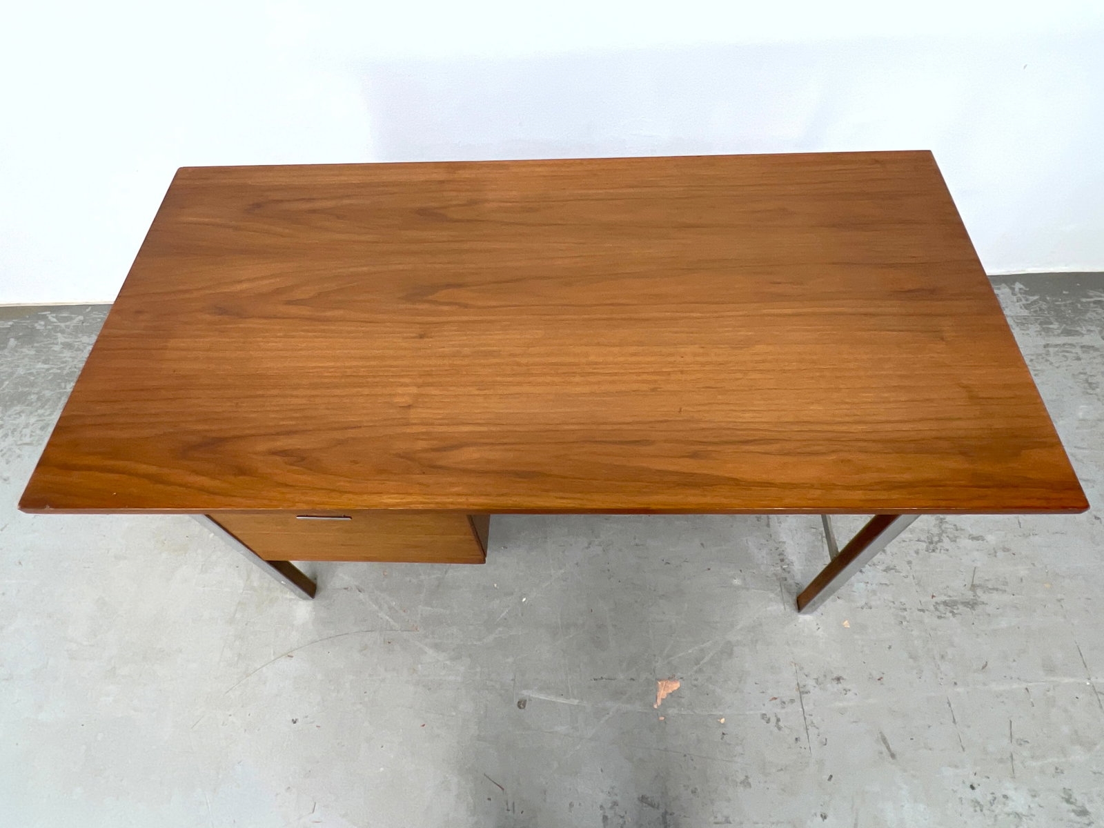 Paul McCobb | Writing Desk | MutualArt