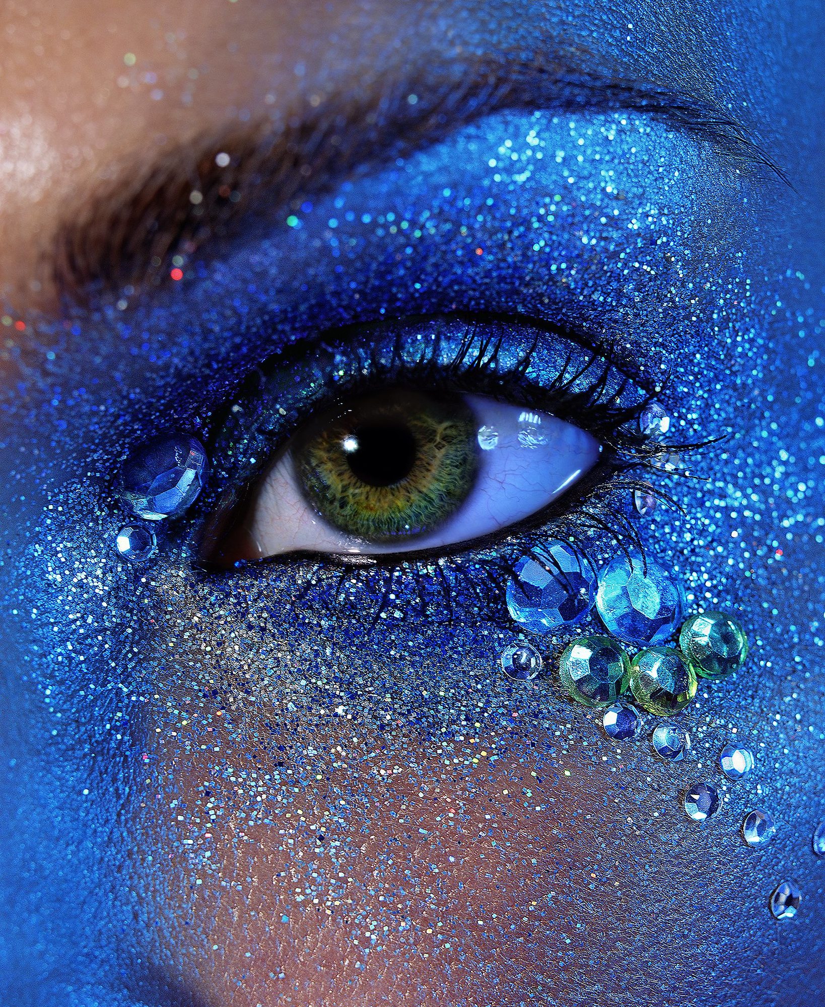 Markus Klinko | Molly Sims, Eye, New York (2000) | MutualArt