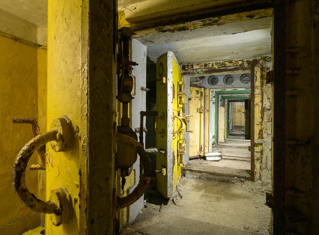 Thomas Kemnitz | Soviet Command Centre (2014) | MutualArt